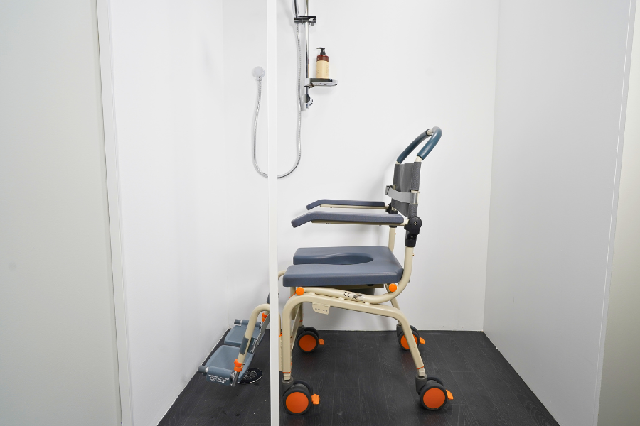Roll-InBuddy Lite SB6c from Showerbuddy - mobility aid for roll-in ...